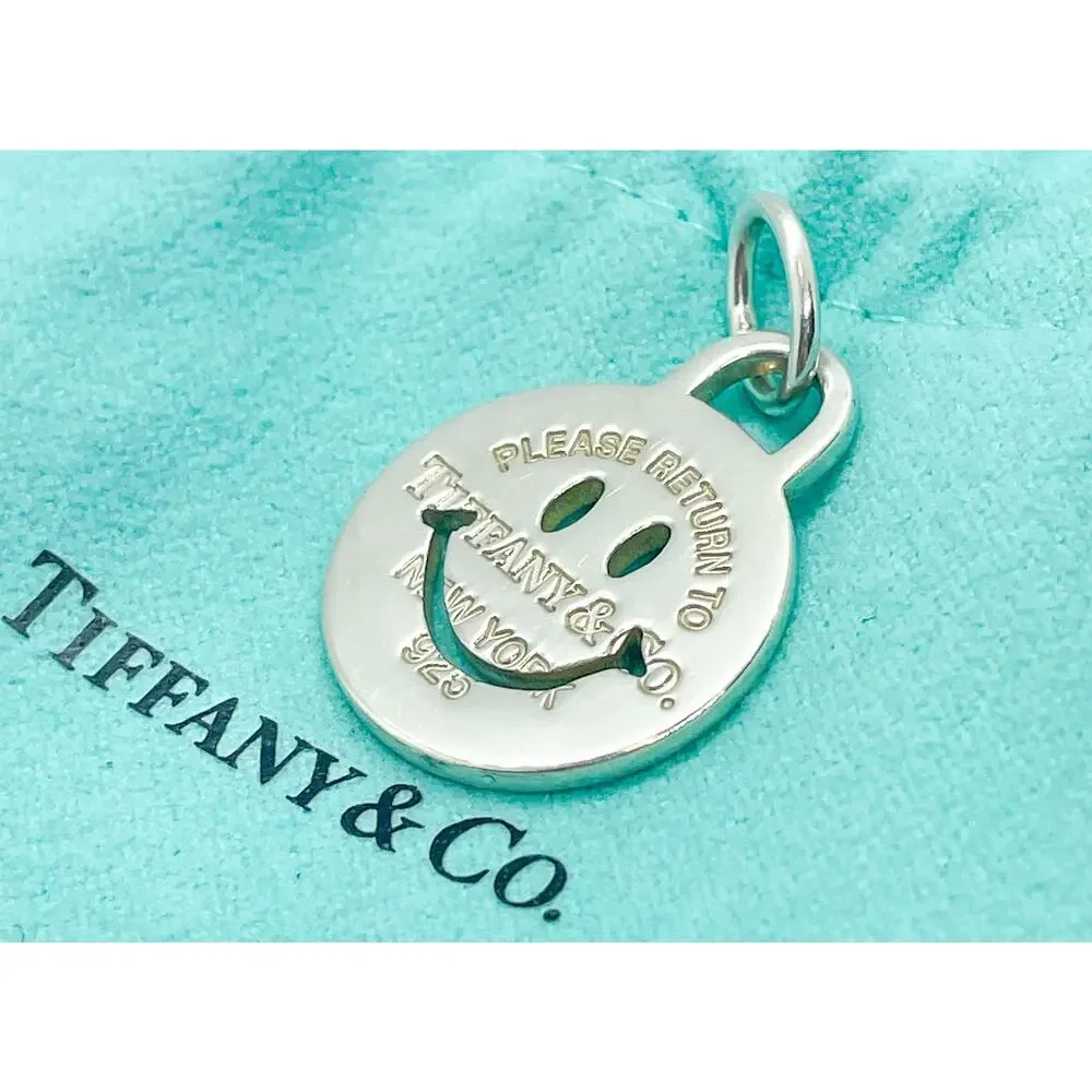 Tiffany & Co. | Jewelry | Rare Tiffany Co Return To Tiffany Smile Happy ...